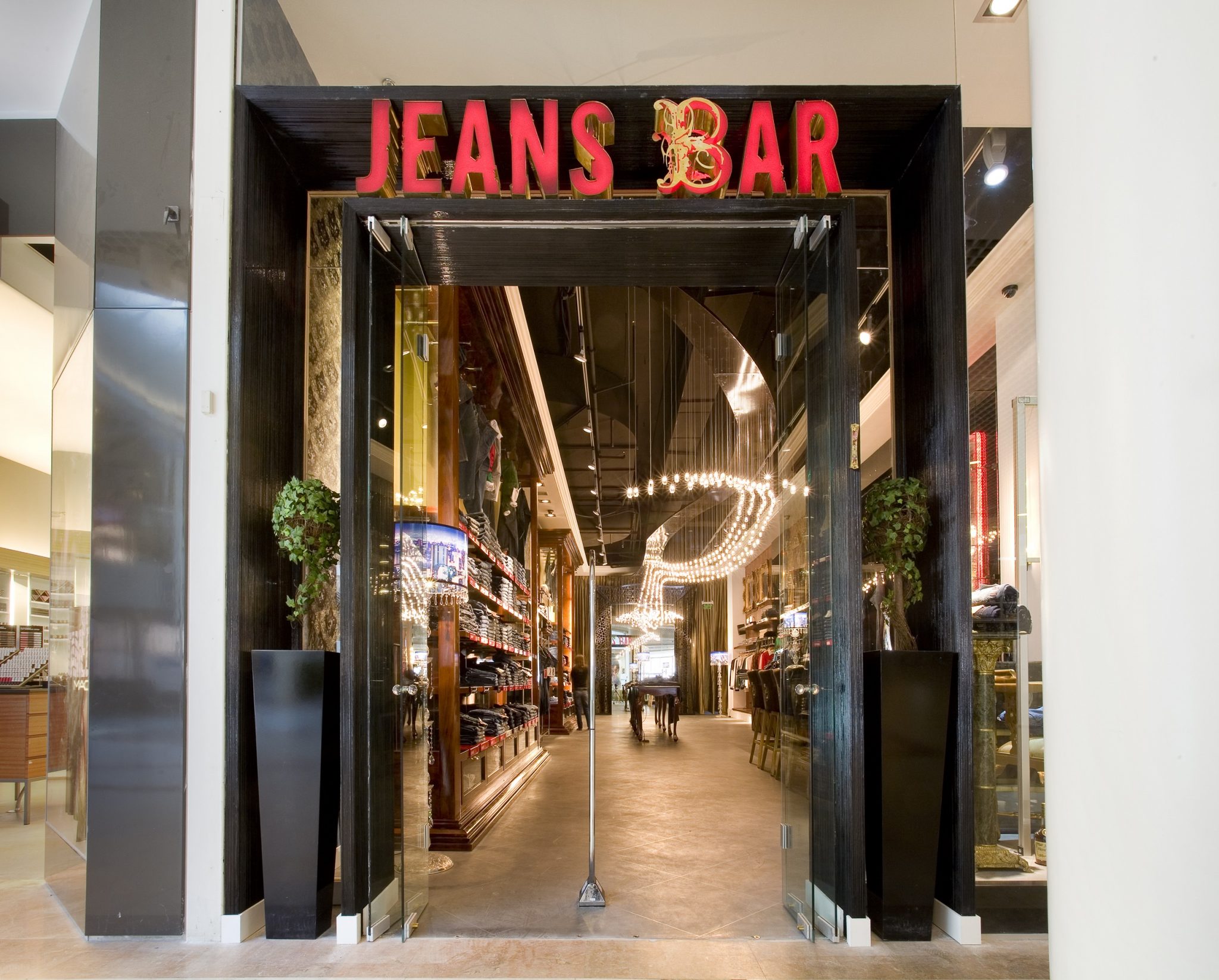 Jeans Bar - Michael Azoulay